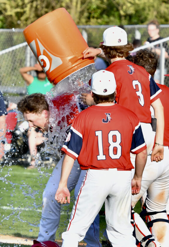 Snyder, Juniata walk off Newport, 6-5 | News, Sports, Jobs - The Sentinel